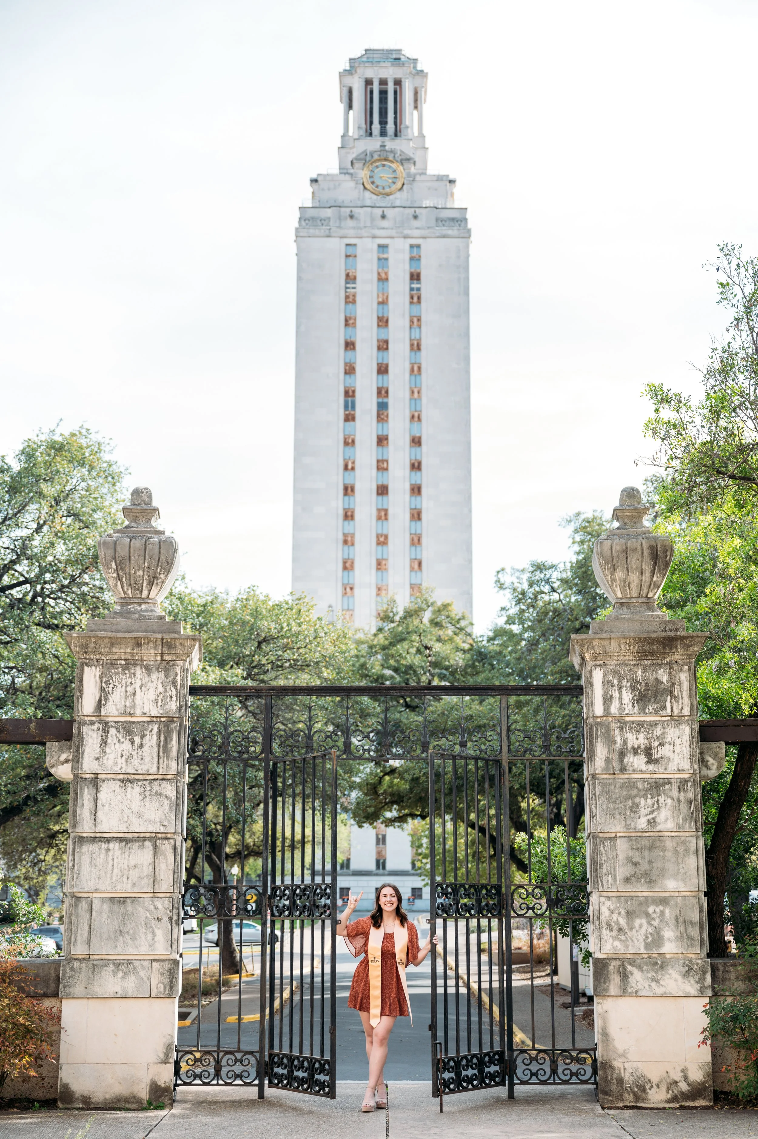 8 Popular Locations for UT Austin Senior Photos — Komal Malik ...