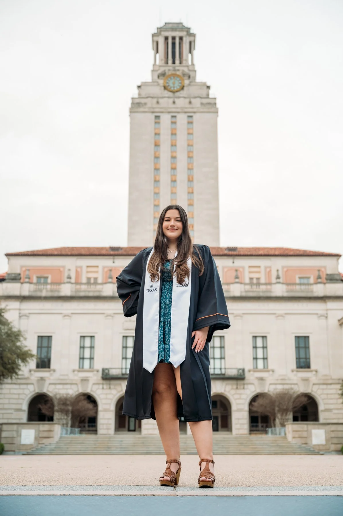 8 Popular Locations for UT Austin Senior Photos — Komal Malik ...