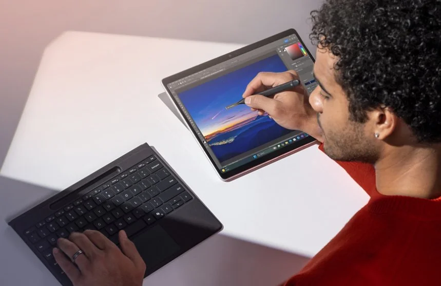 Microsoft Surface Pro 11 Co-Pilot PC, flexible Pro for Business in ...