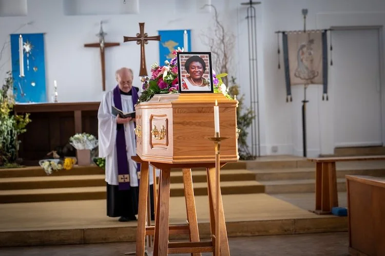 Funeral AV - Funeral Live Streaming - Funeral Video Services 🌟🌟🌟🌟🌟