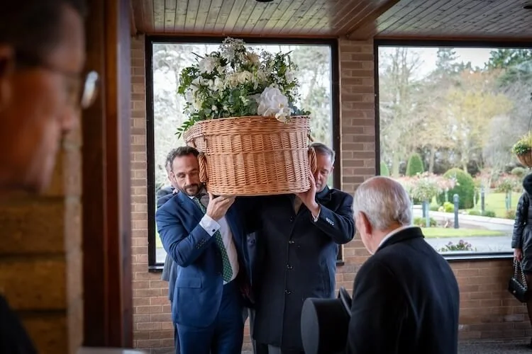 Funeral AV - Funeral Live Streaming - Funeral Video Services 🌟🌟🌟🌟🌟