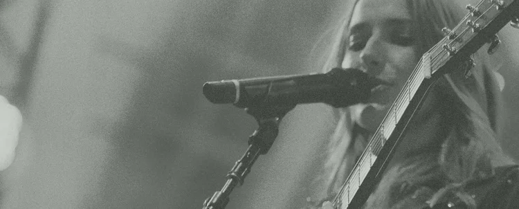 Caroline Jones | The official site of singer songwriter Caroline Jones