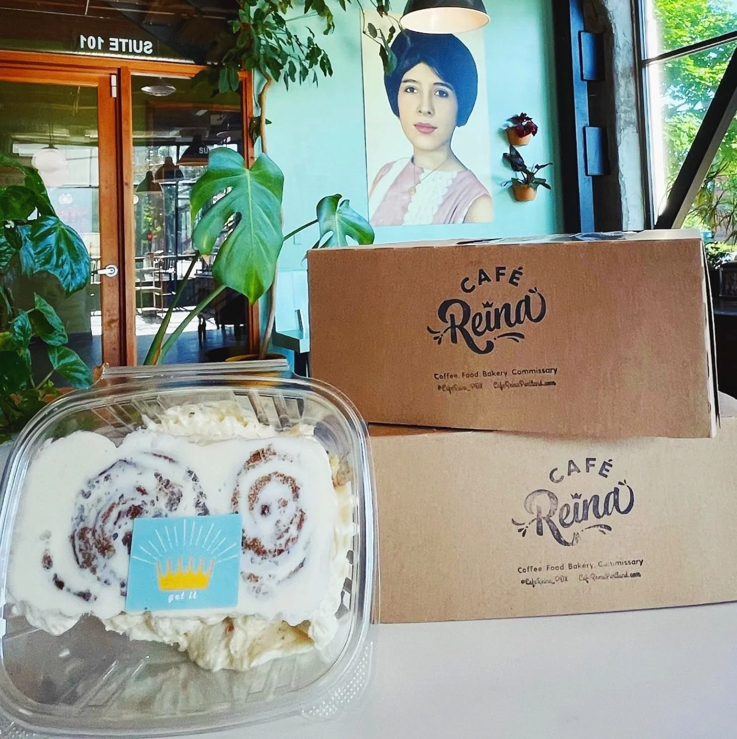 Cafe Reina & Reina Baking Co — MKW Creative Co