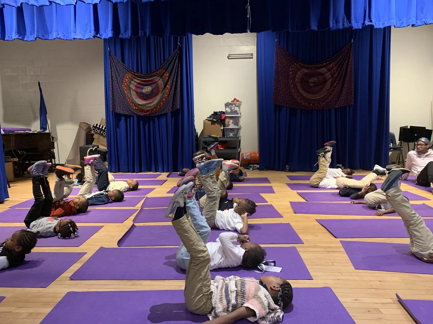 Mindful Moment for Students | Holistic Life Foundation — Holistic Life ...