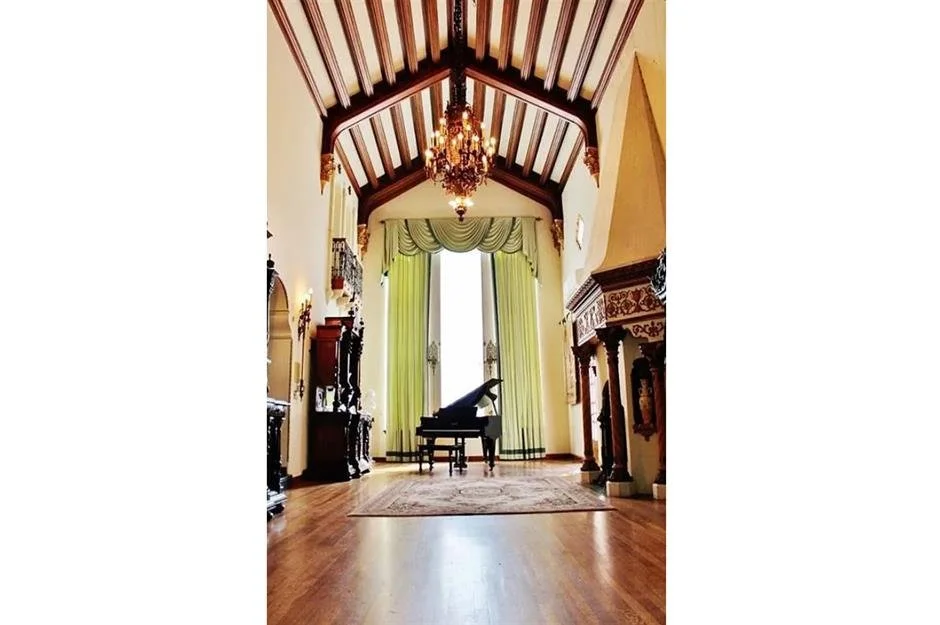 Grisso Mansion — Crime Estate Podcast