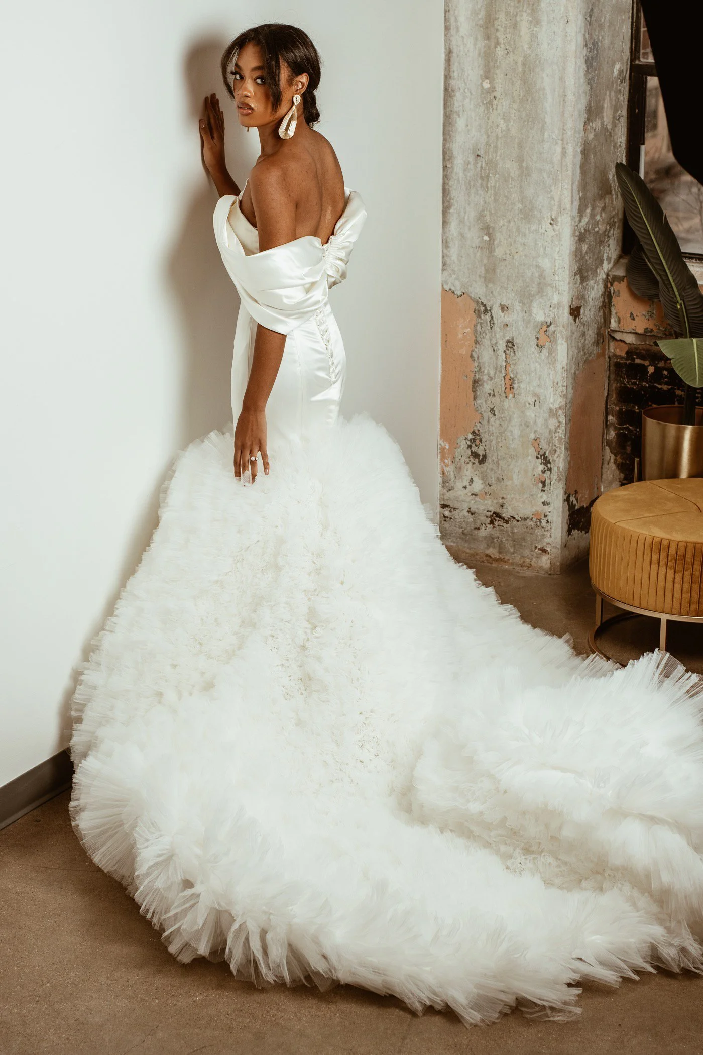 Ready-to-Wed & Bespoke Bridal Designs | Laury Bride