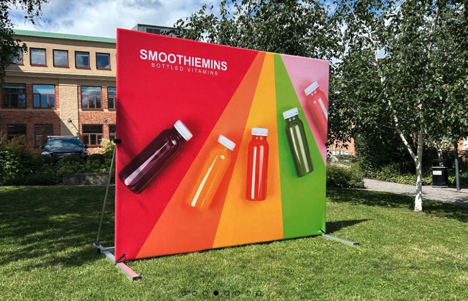 Outdoor Fabric Frame — Powerful Graphics Inc.
