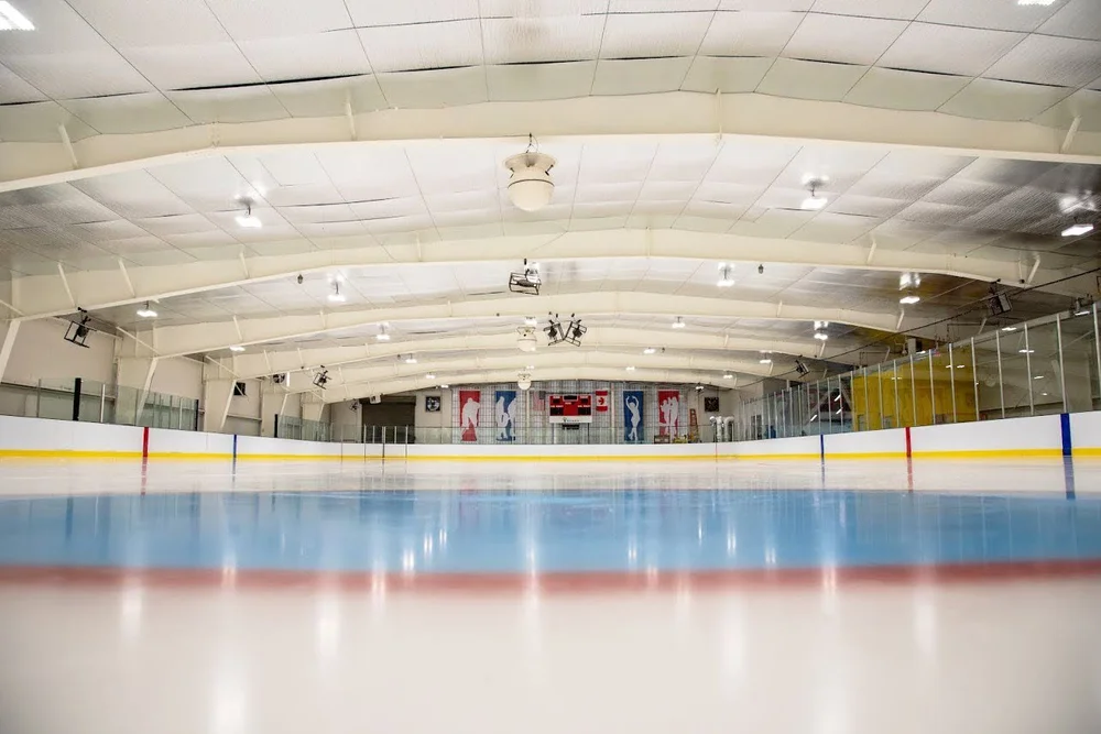 Flo Fabrizio Ice Center