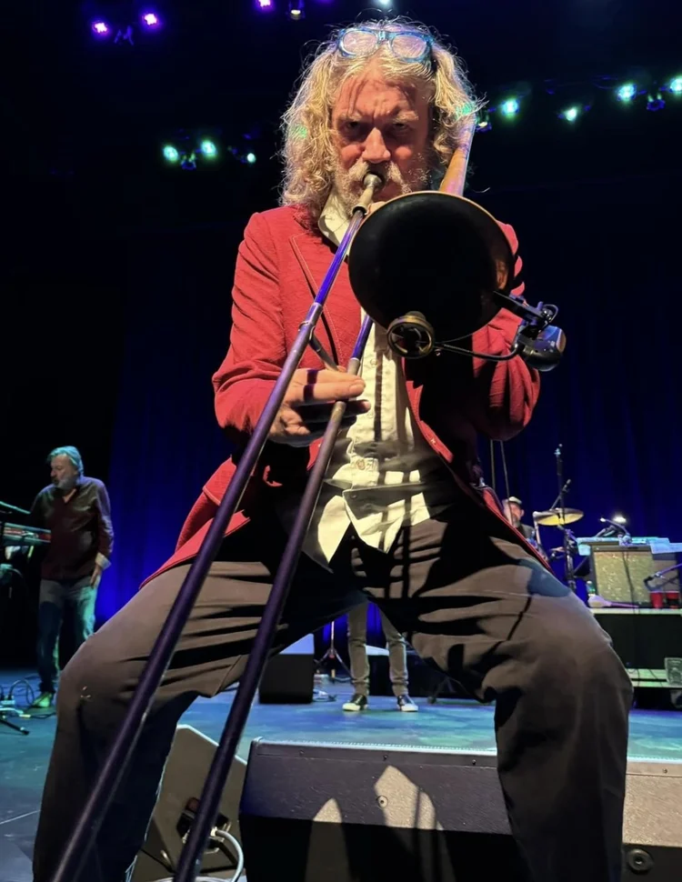 Southside Johnny & the Asbury Jukes Photos — Southside Johnny and the ...