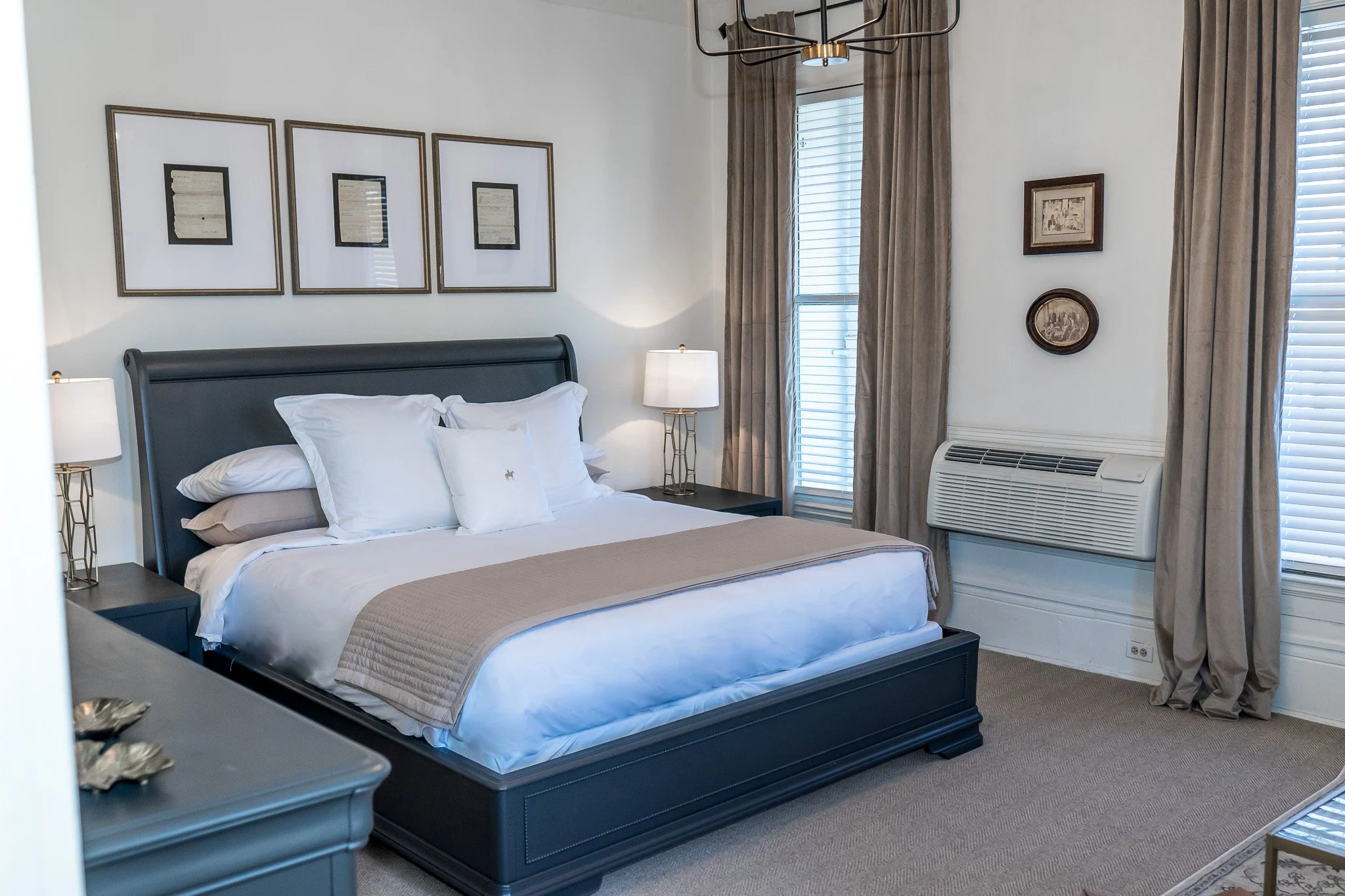 Luxury Rooms — Generals' Quarters