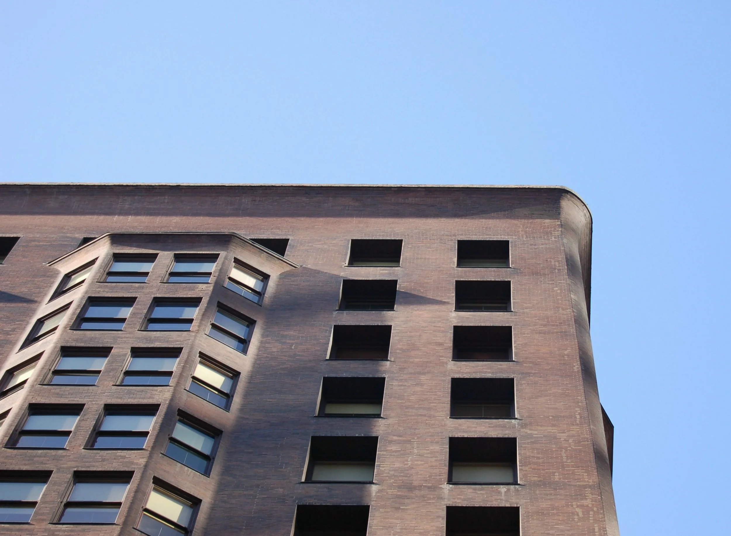 The Monadnock Building | Historic Office Building in Downtown Chicago