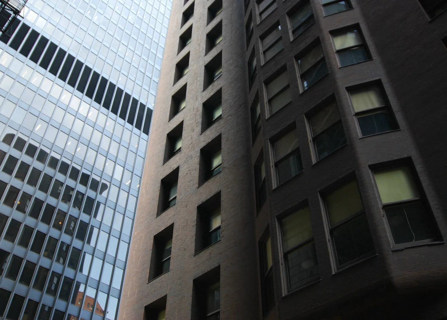 The Monadnock Building | Historic Office Building in Downtown Chicago