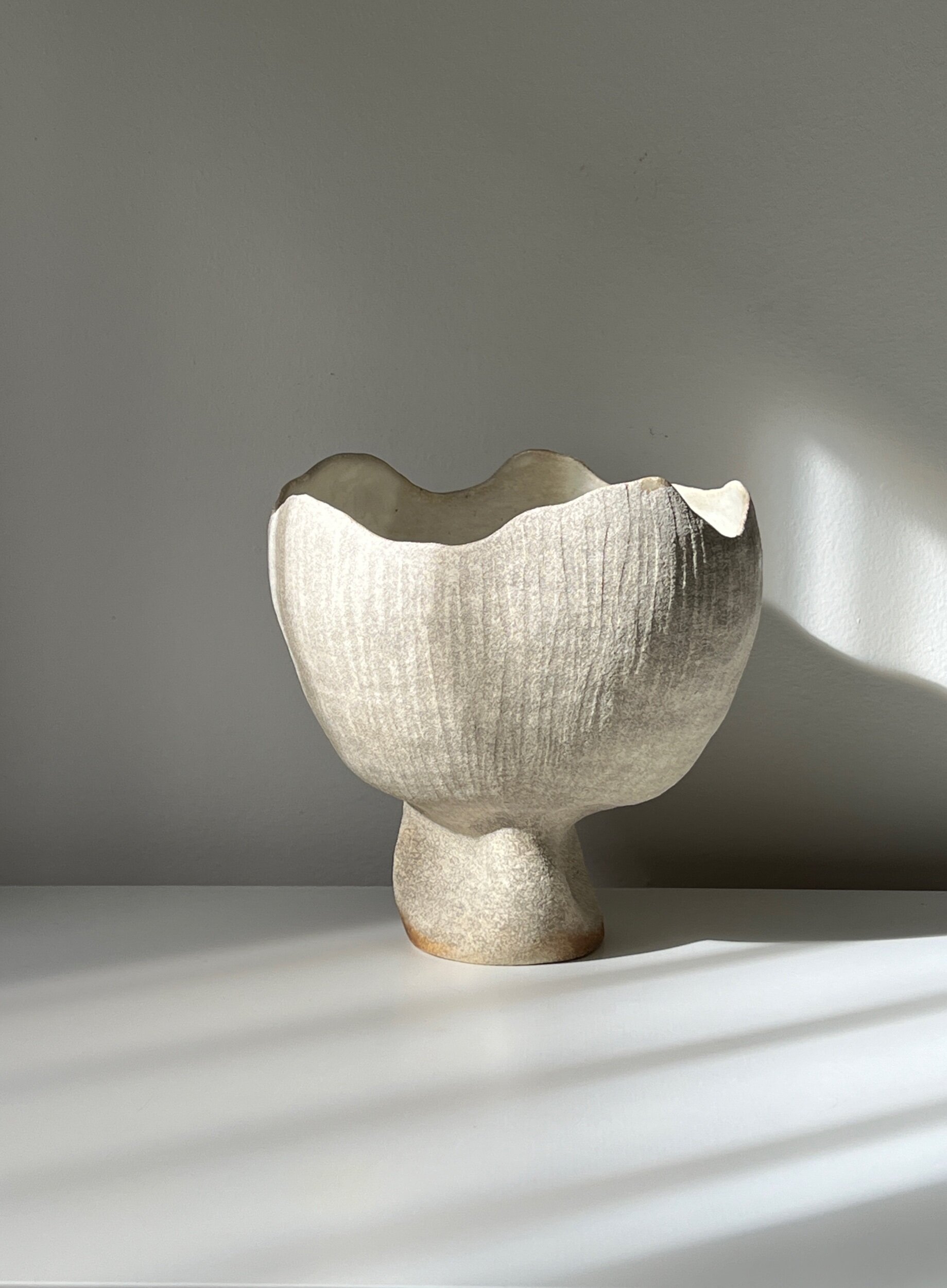 Contemporary Ceramic Decor | Vases, sculptures and objects