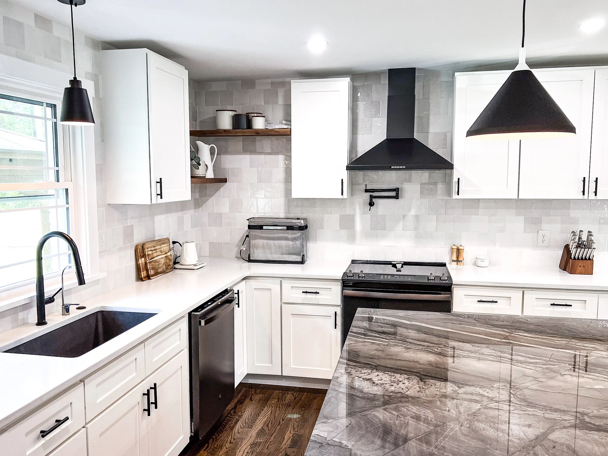 About — Apex Contractors