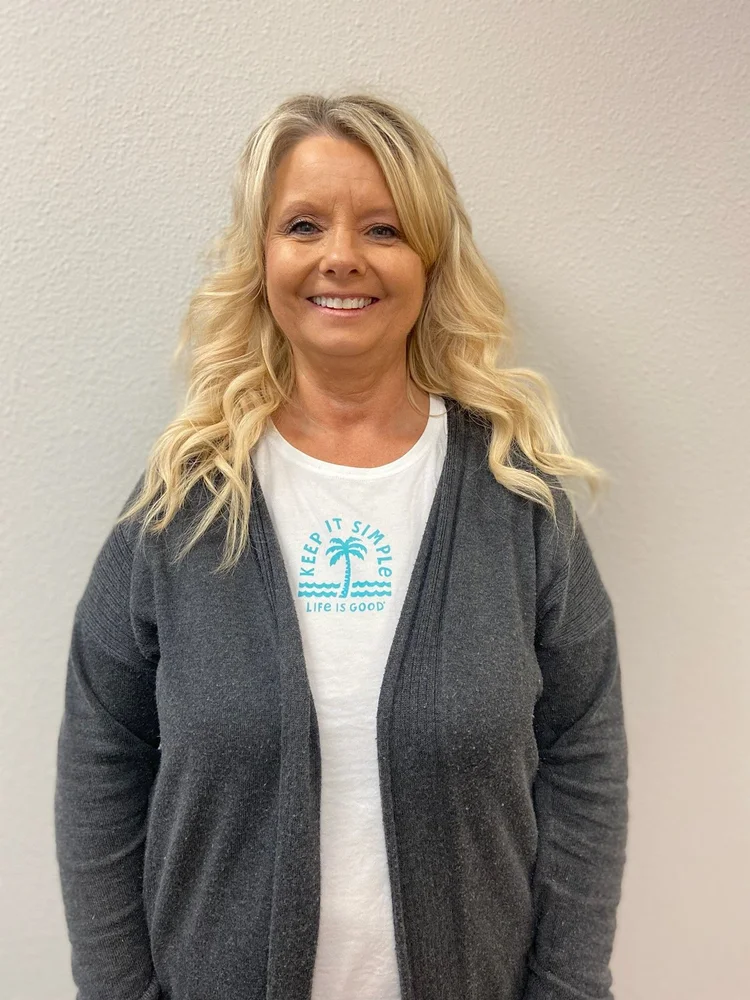 Deb Stoltman — Western Distributing