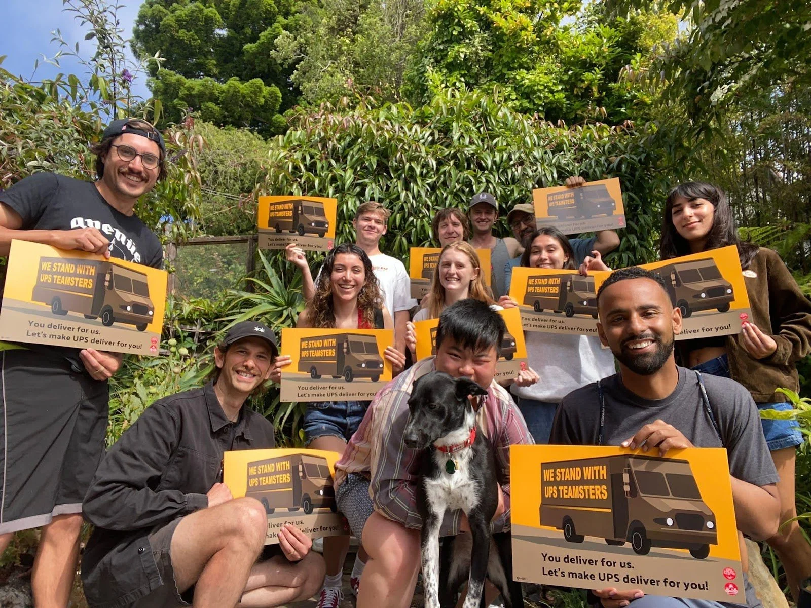 DSA Members Get Strike Ready in Support of Teamsters — California DSA