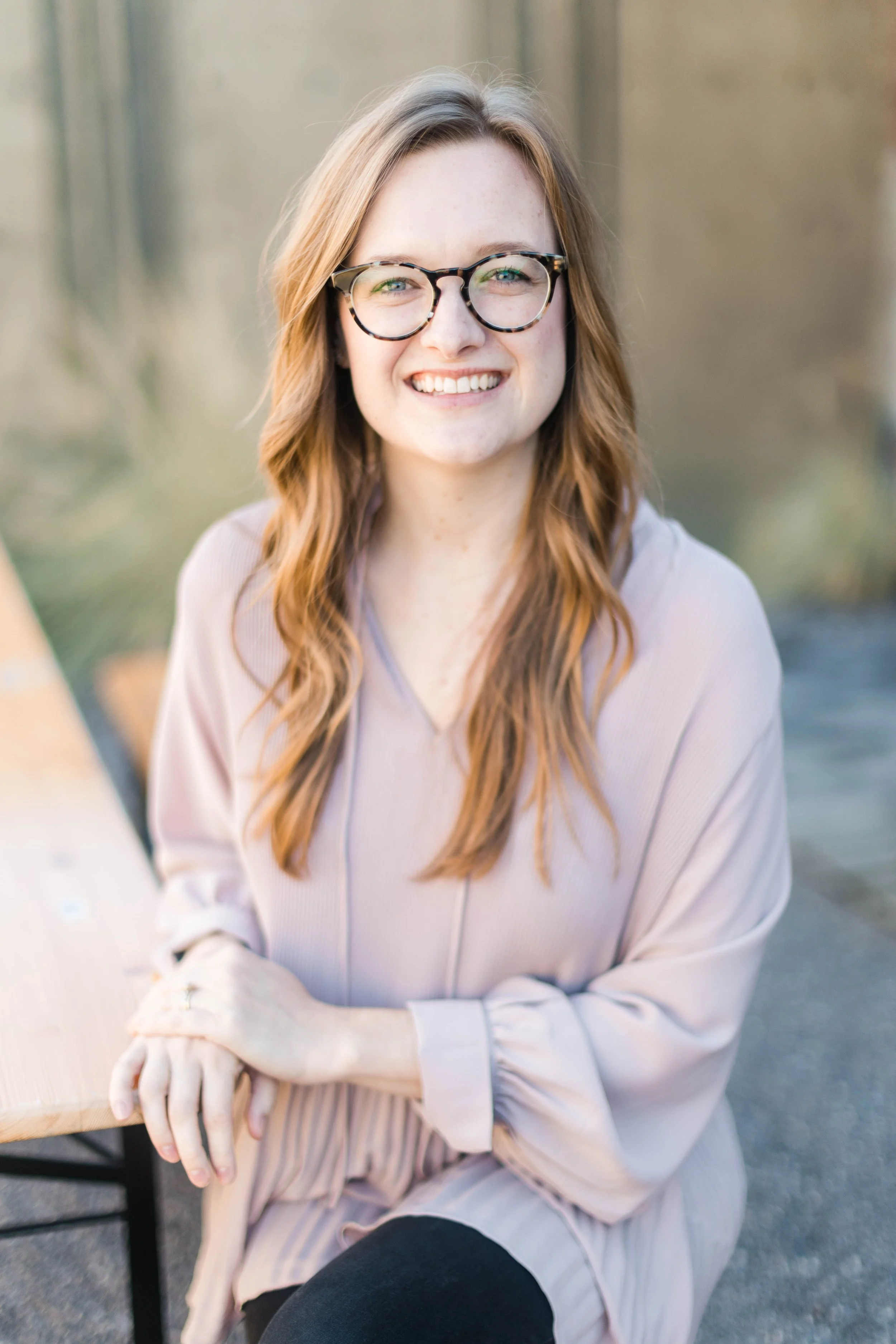 Therapist — Golden Light Counseling