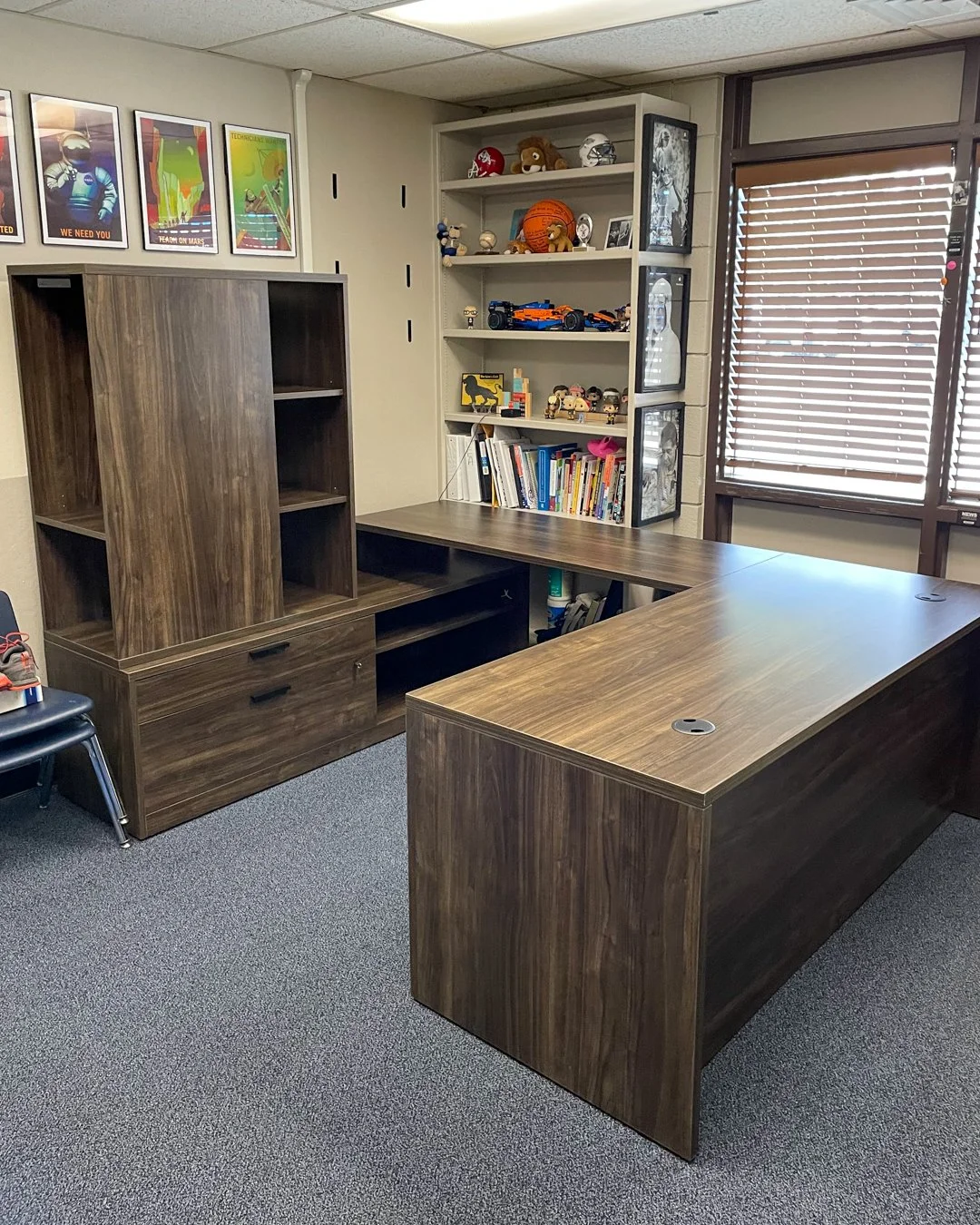 Office Furniture Installation | Reno Pro Services