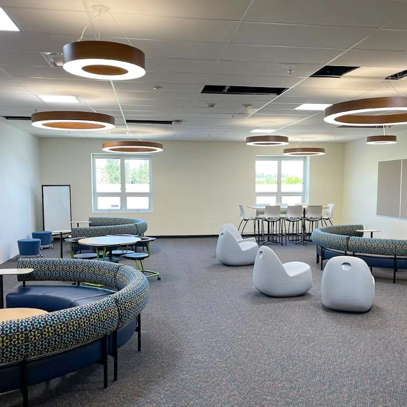 Office Furniture Installation | Reno Pro Services