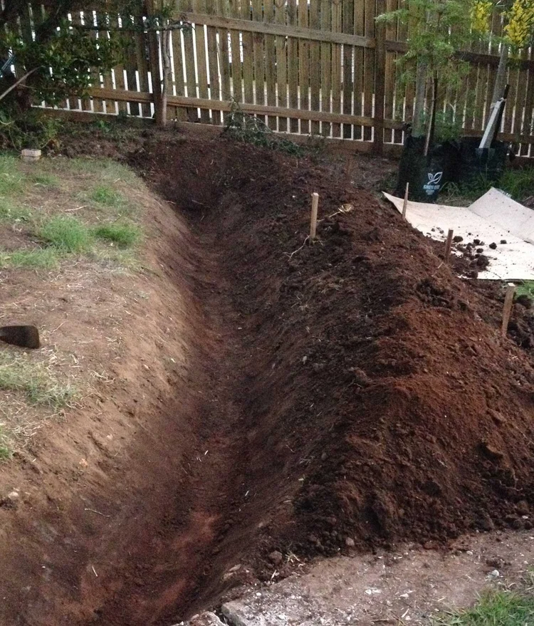 Harvest & Store Rainwater with Contour Swales - Landscape Architect ...