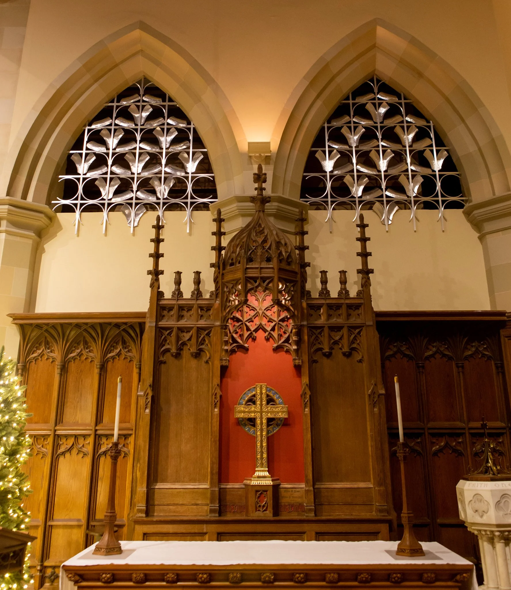 About 1 — Christ Church Greenwich