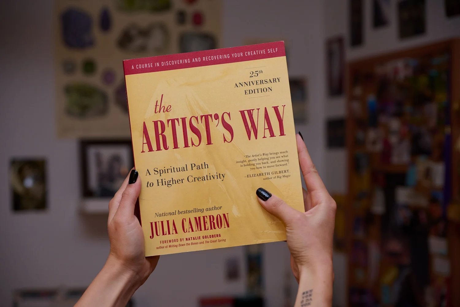 Books Every Digital Artist Needs On Their Shelf — DIGITAL ARTS BLOG
