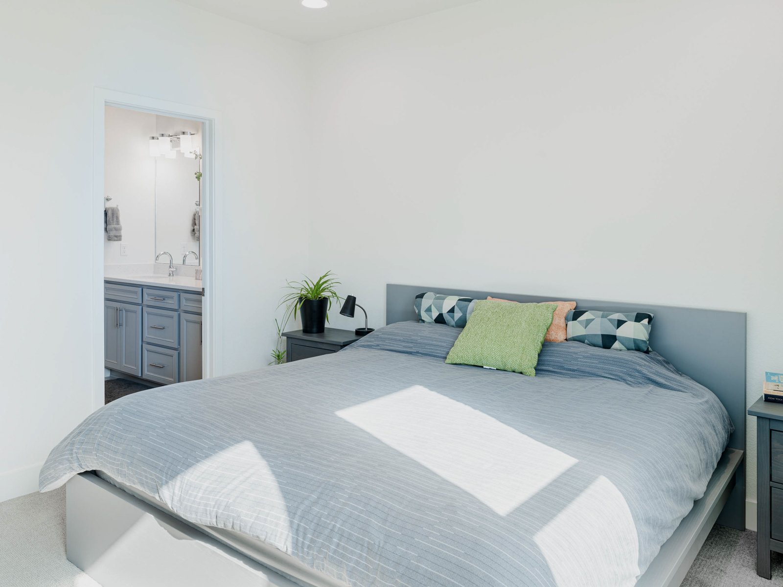7823 W 43rd Place — Carrie Sells Denver