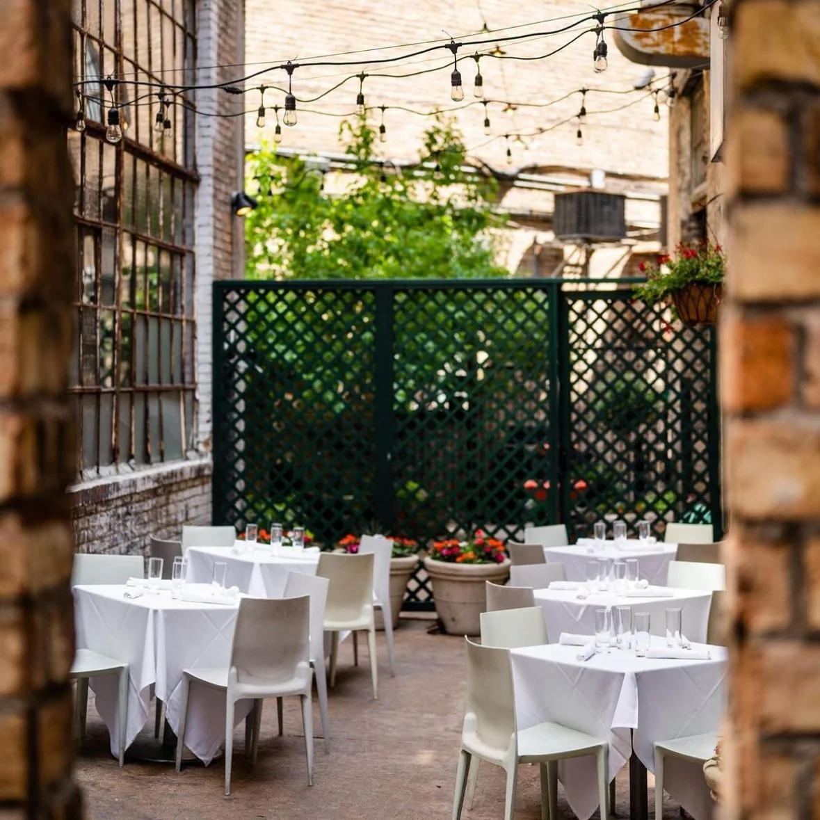 The 10 Best Outdoor Dining Spots in Minneapolis/St. Paul — LAB