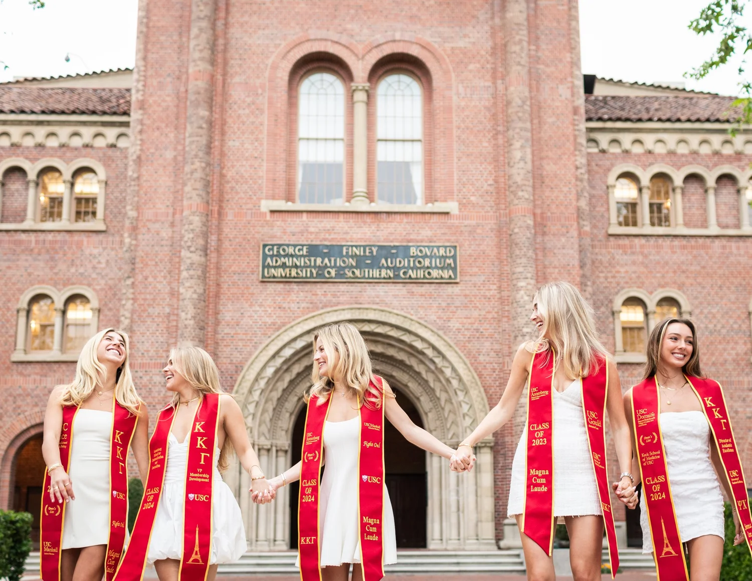 Tips for a great graduation photo session at USC — Lisa Phelan Photography