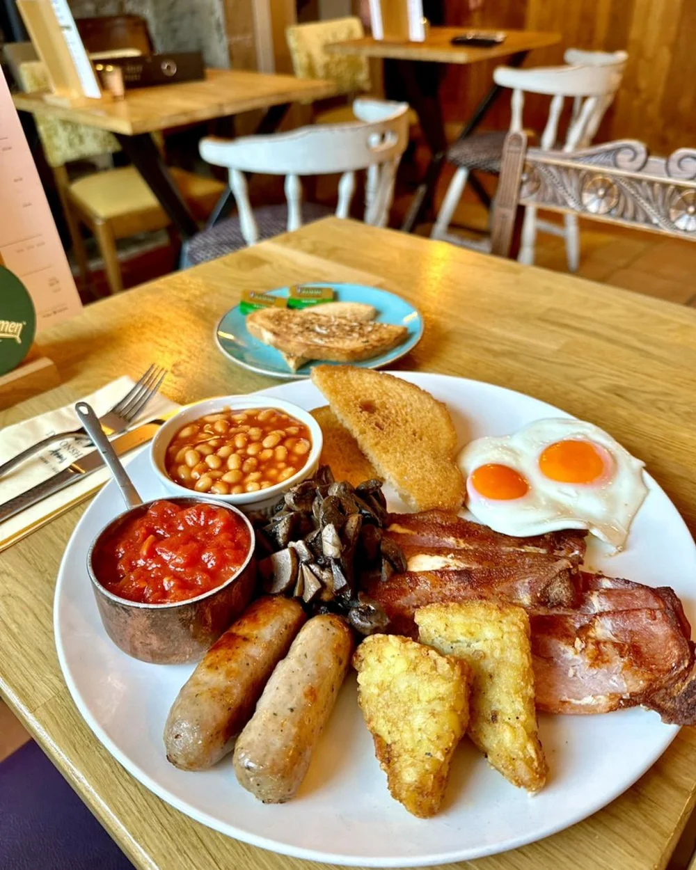 EAT — The Devonshire Arms
