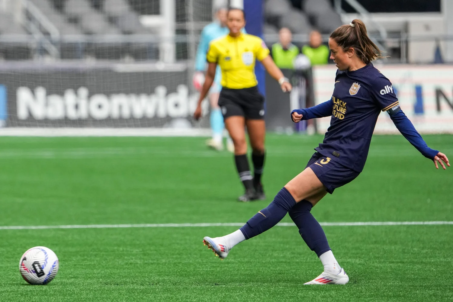 Looking into Seattle Reign FC’s unsigned players as the 2025 offseason begins — Circling Seattle ...