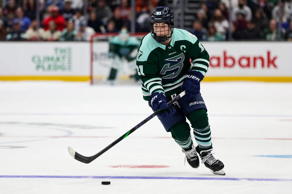 Hilary Knight signs one-year deal with PWHL Seattle — Circling Seattle ...