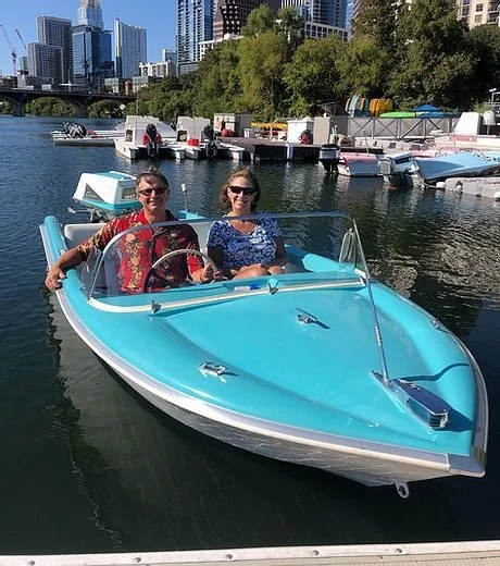 Milwaukee Retro Boat Rentals