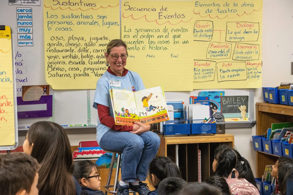 Reading Roundup — Barbara Bush Houston Literacy Foundation