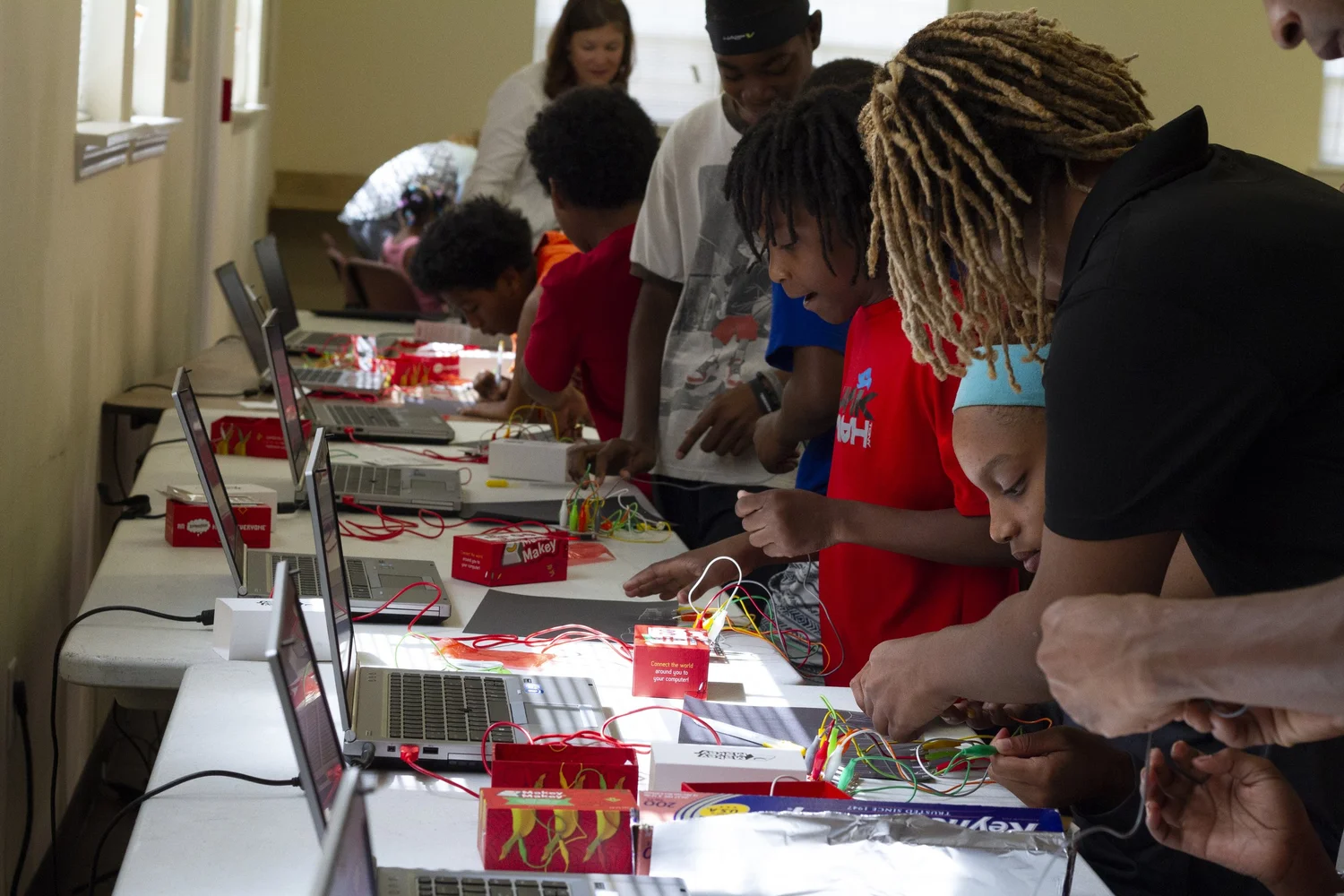 Curiosity Cruiser — Barbara Bush Houston Literacy Foundation