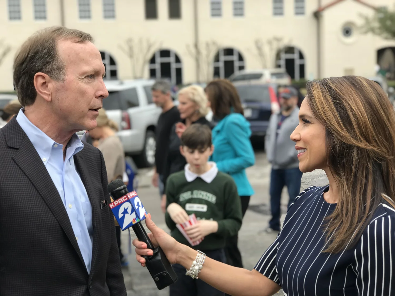 Informing the Community — Barbara Bush Houston Literacy Foundation