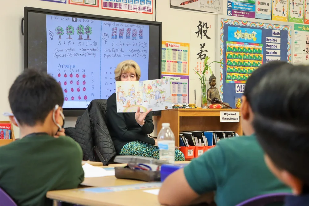 Reading Roundup — Barbara Bush Houston Literacy Foundation