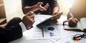 AM CONSULTING GROUP
