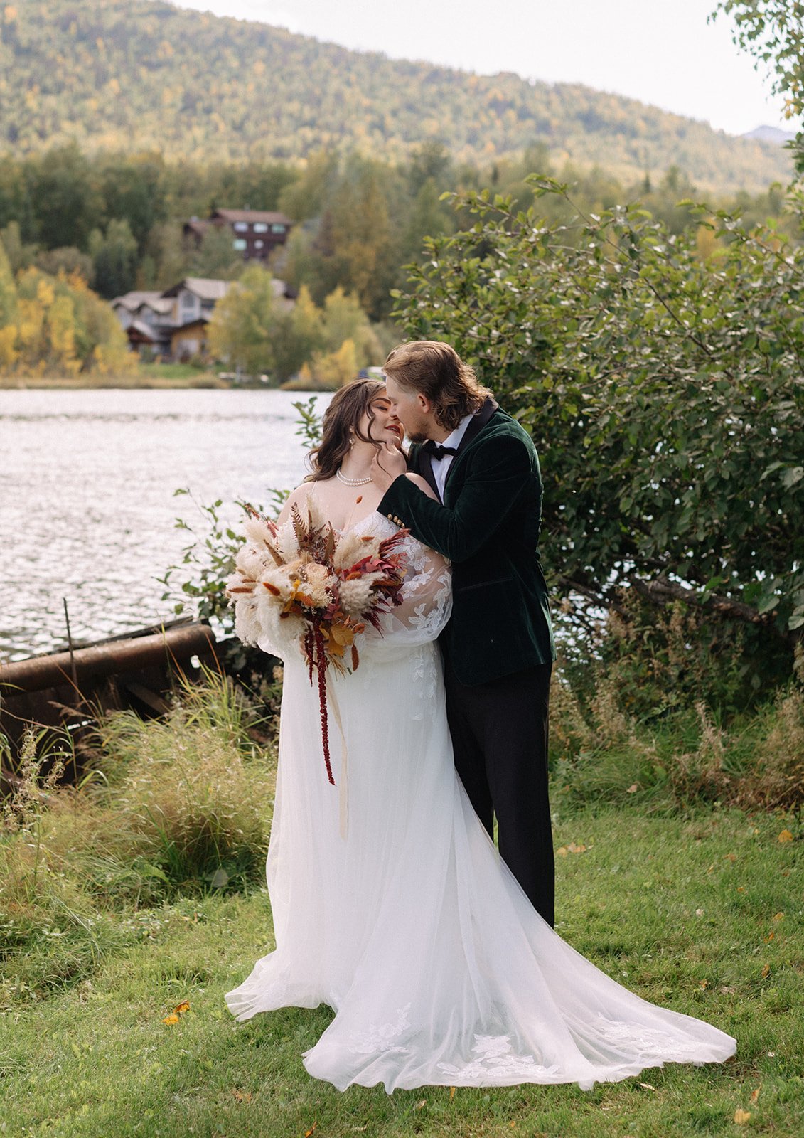 Anchorage Wedding Photographer | Zoya Dawn — Zoya Dawn Photography ...