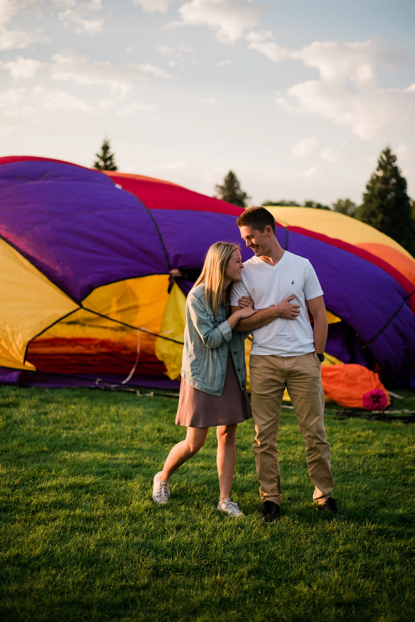 Spirit of Boise Hot Air Balloon Classic Couples Session with Amanda ...