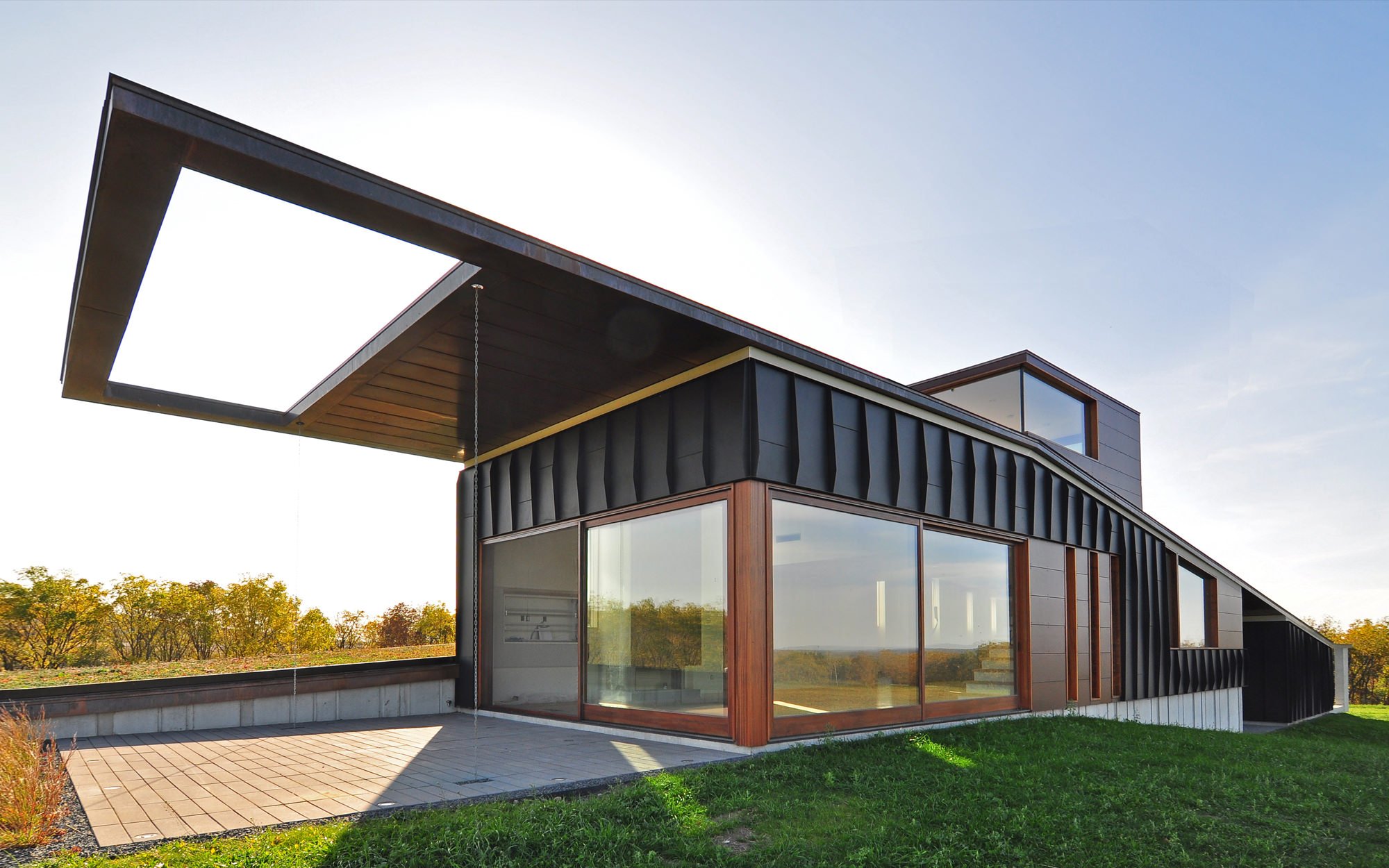 topo house — JOHNSEN SCHMALING ARCHITECTS