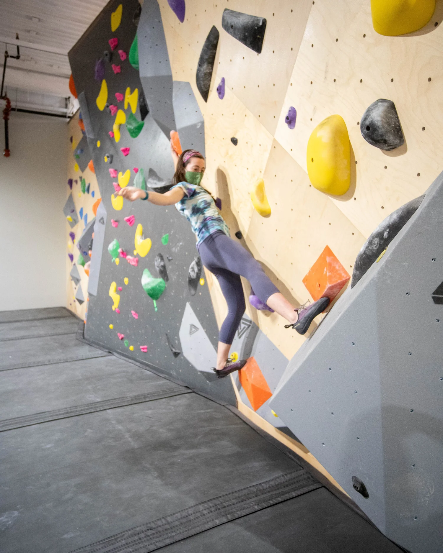 Climbing Classes | Bouldering, Top Rope, Lead & More | Latitude Climbing