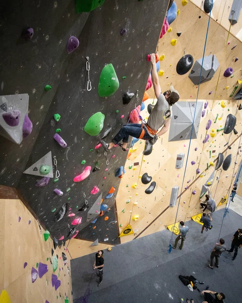 Climbing Classes | Bouldering, Top Rope, Lead & More | Latitude Climbing