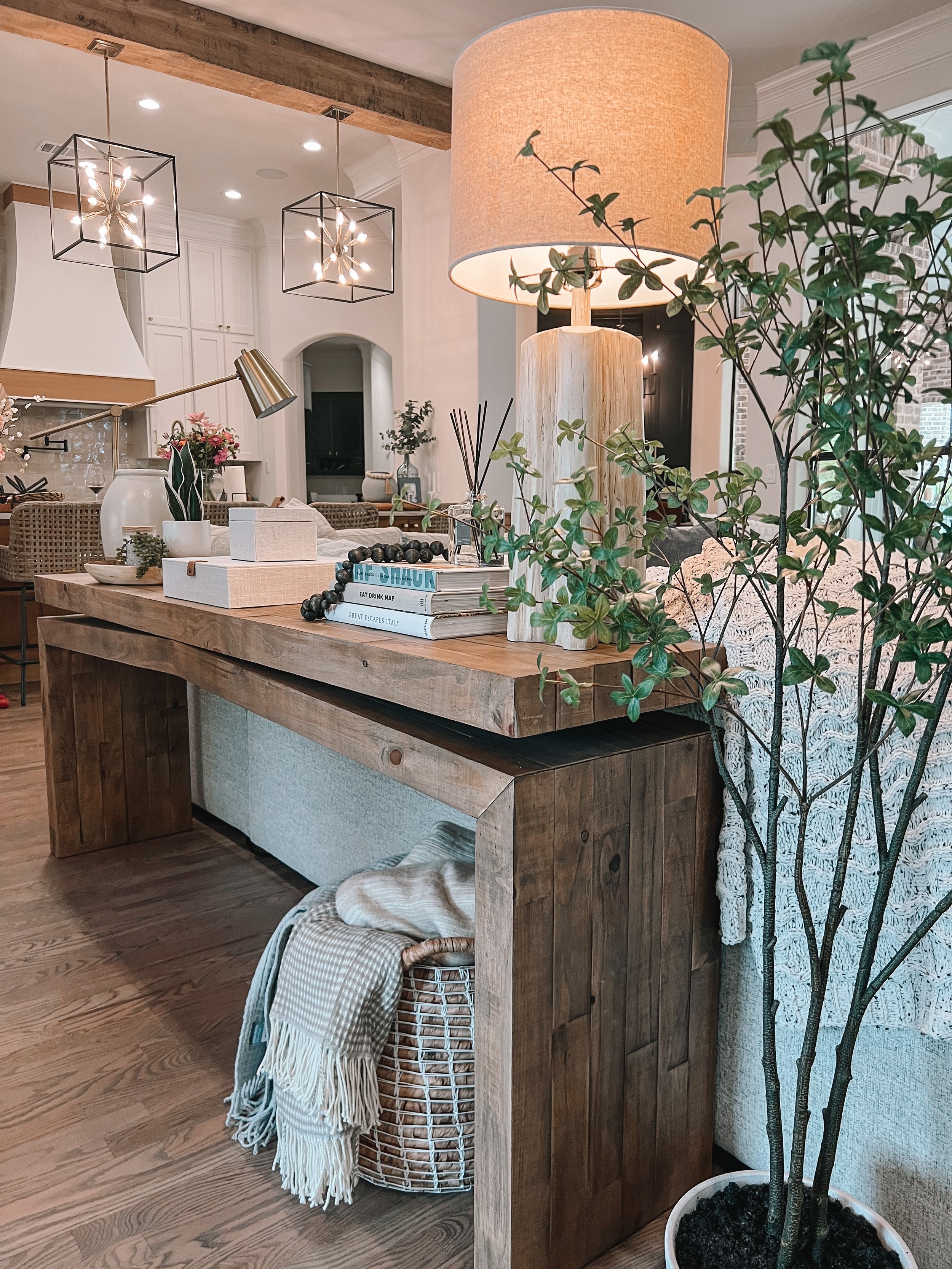 MASH habitat Interiors