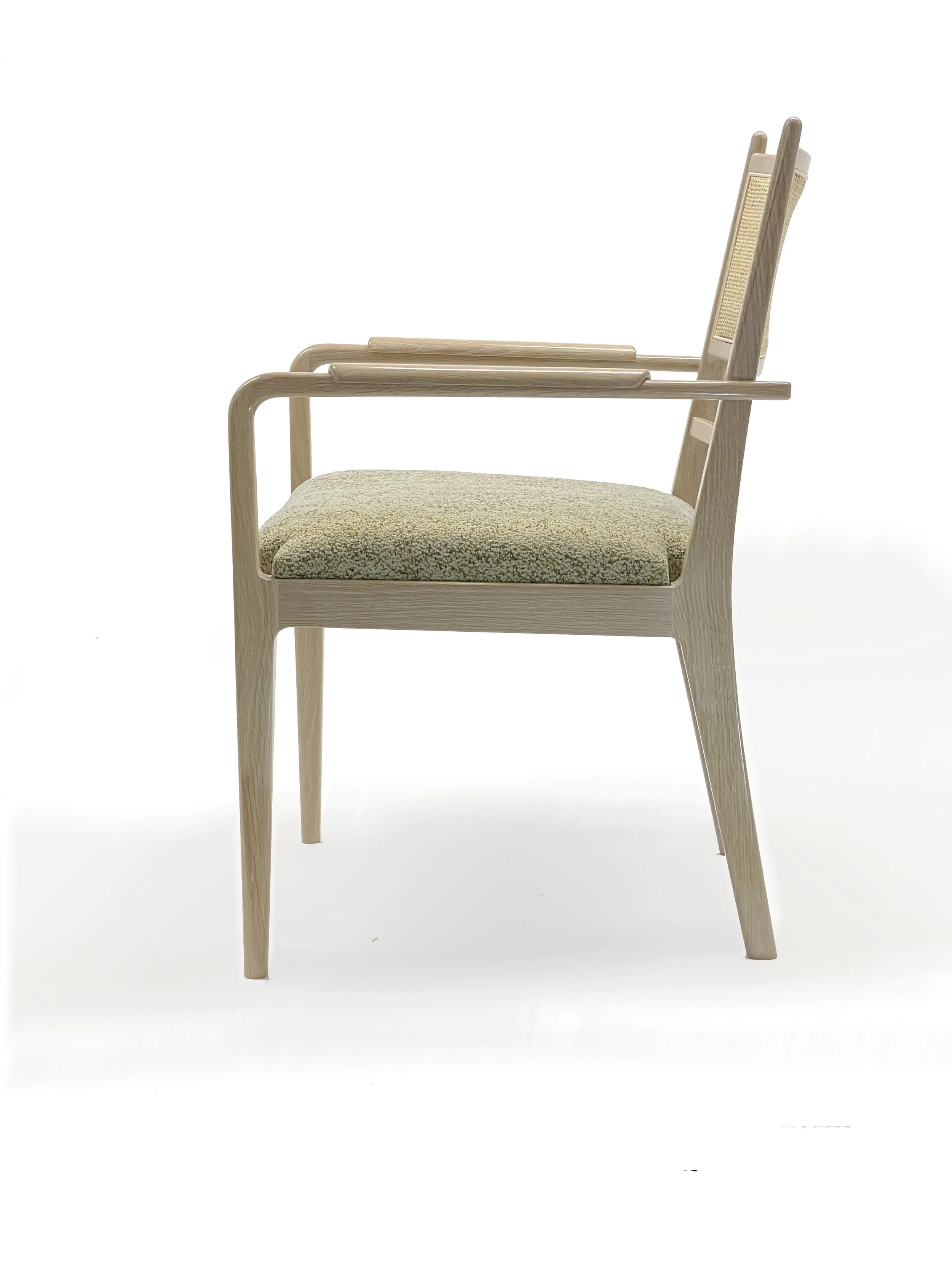 BANKS ARM CHAIR — BAKER + HESSELDENZ