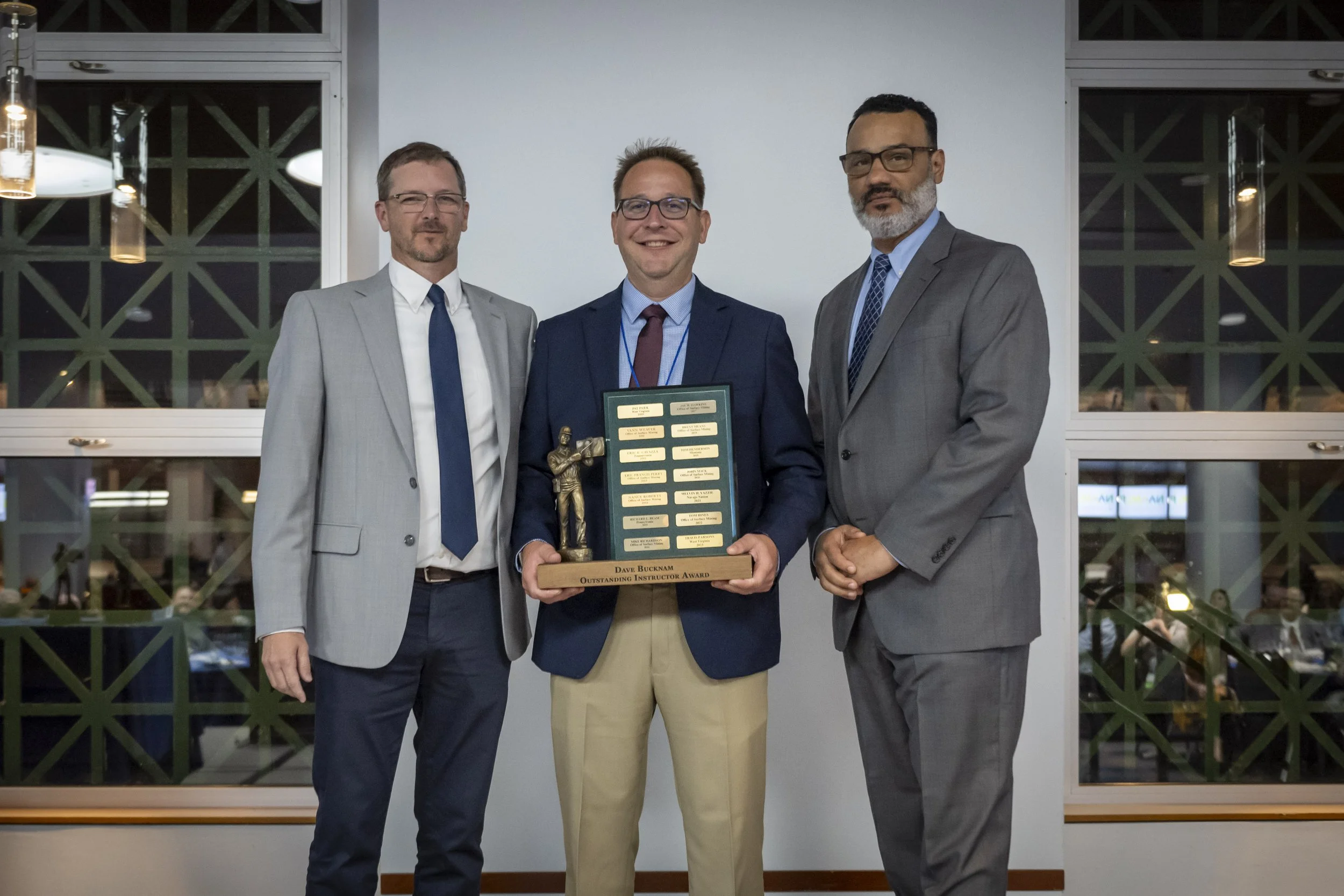 Dave Bucknam Outstanding Instructor Award — NAAMLP