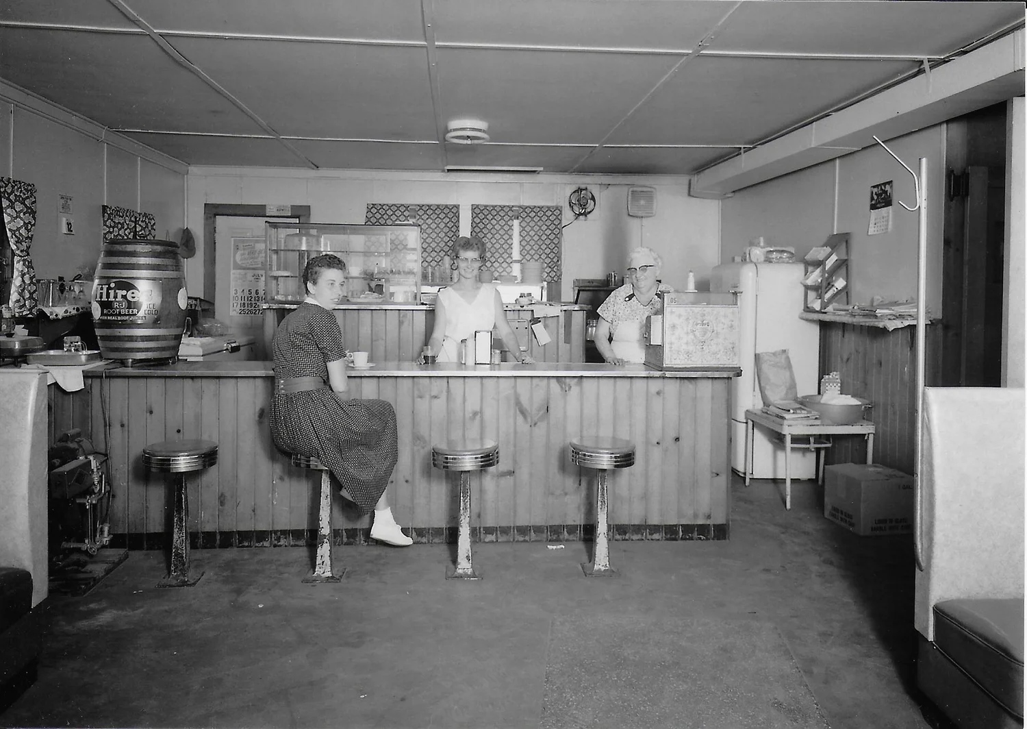 Oran Iowa White Pearl Cafe - Bailey's Cafe — All About Oran
