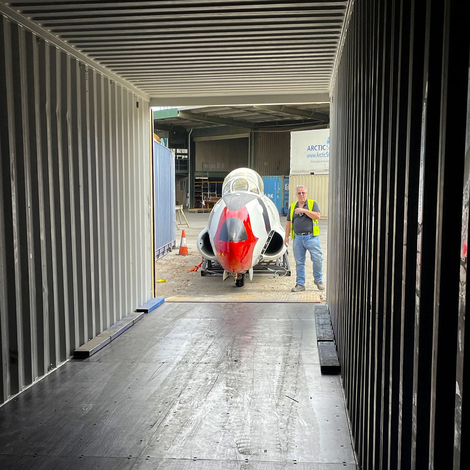 VECHICLE UNPACK — Western Container Services Sydney