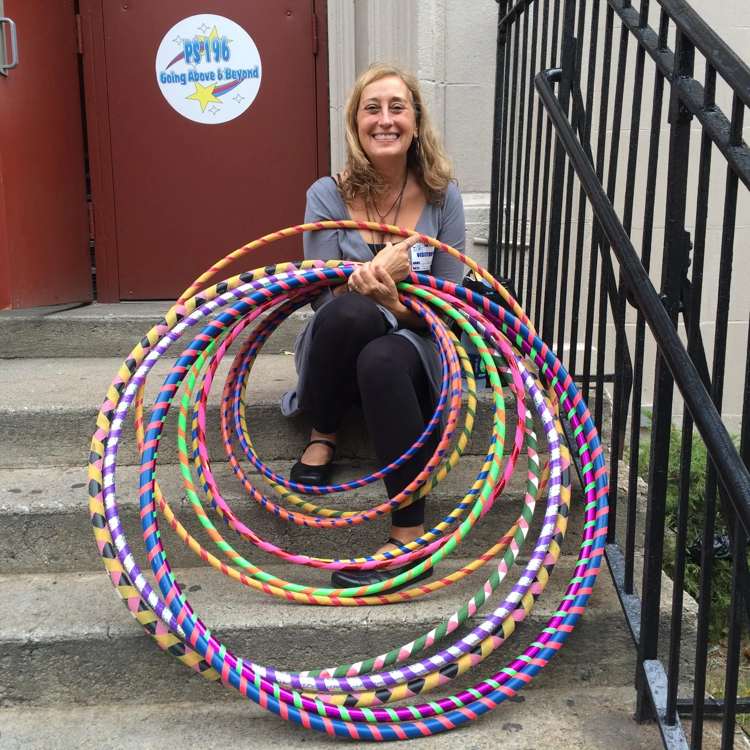 The Hula-Hoopin' Queen — Thelma Lynne Godin Books