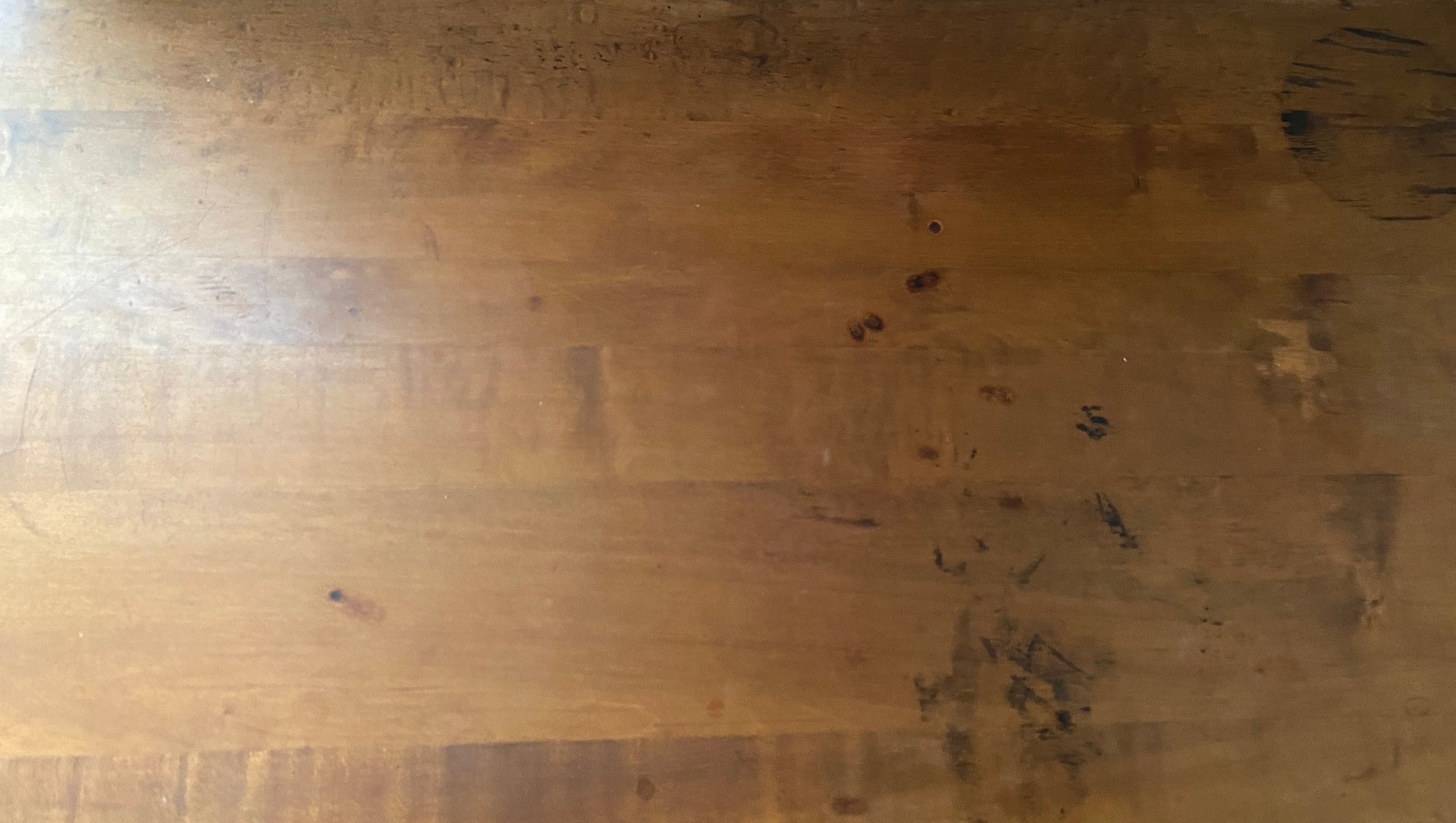 How To Refurbish Scratched Wood: Simple Recipe For Getting Rid Of ...